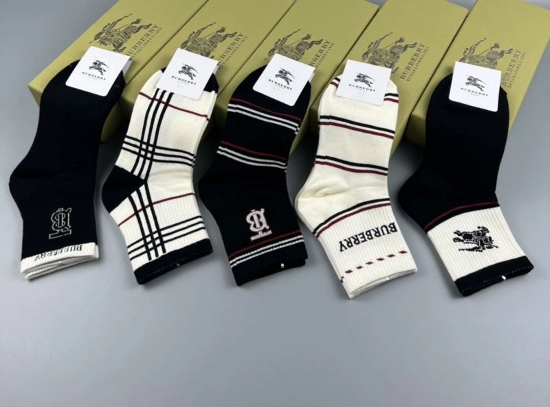 Exact replica Burberry Socks