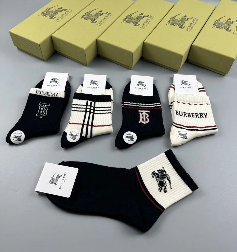 Exact replica Burberry Socks