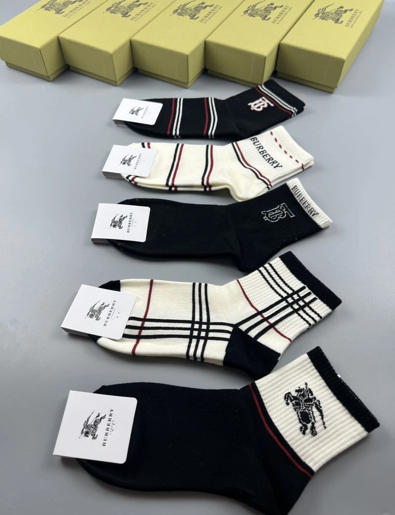 Exact replica Burberry Socks