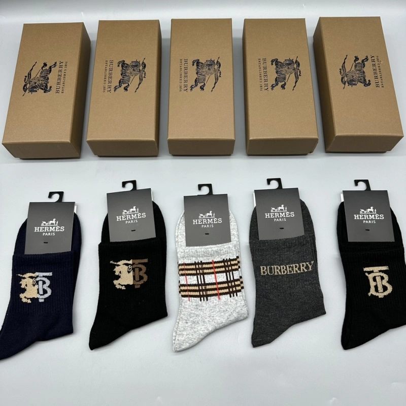 Factory-made Burberry Socks
