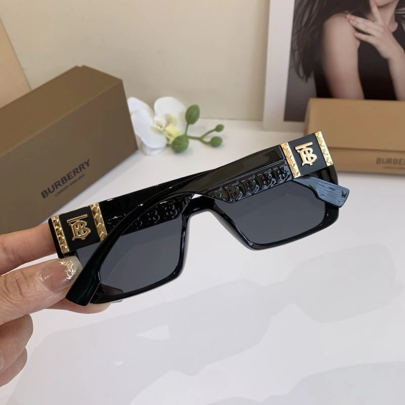 Precise copy Burberry Sunglasses