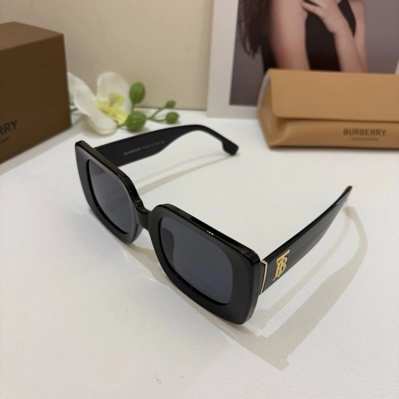 High fidelity Burberry Sunglasses