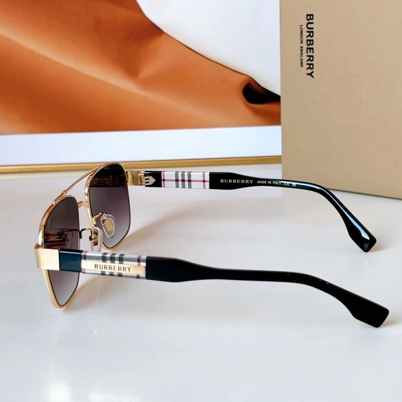 Top mirror Burberry Sunglasses