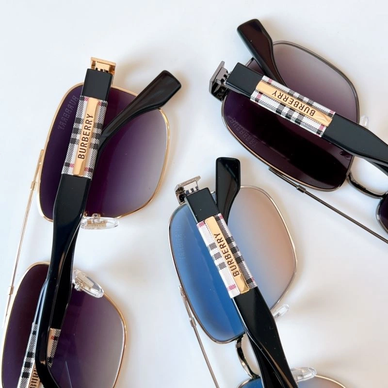 Top mirror Burberry Sunglasses