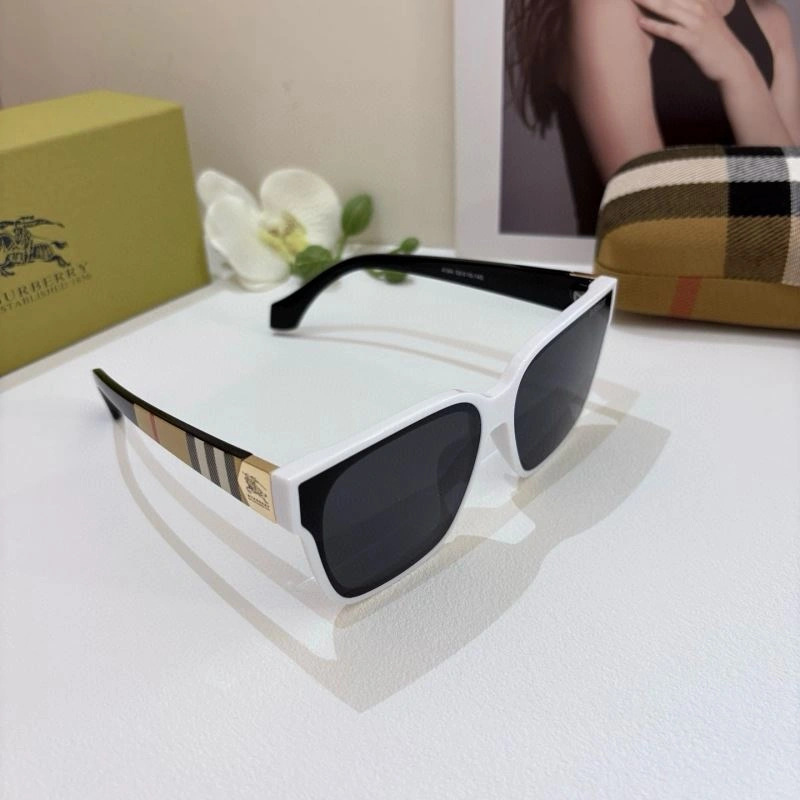 Precise copy Burberry Sunglasses