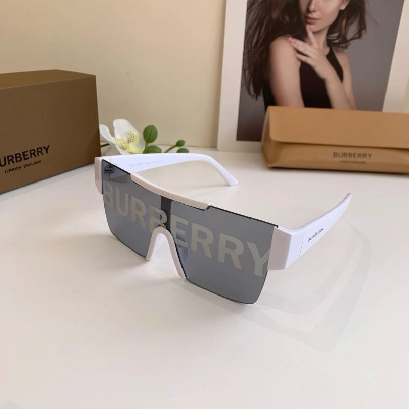 High fidelity Burberry Sunglasses