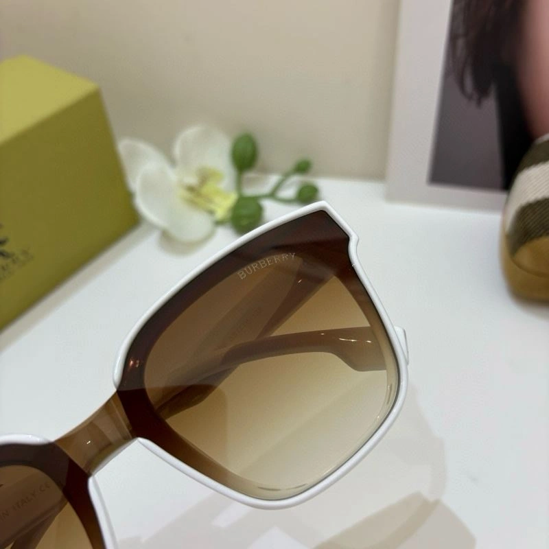 Legit Burberry Sunglasses