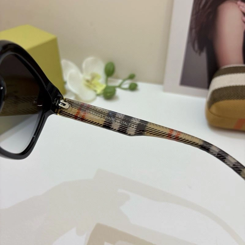 Economical Burberry Sunglasses