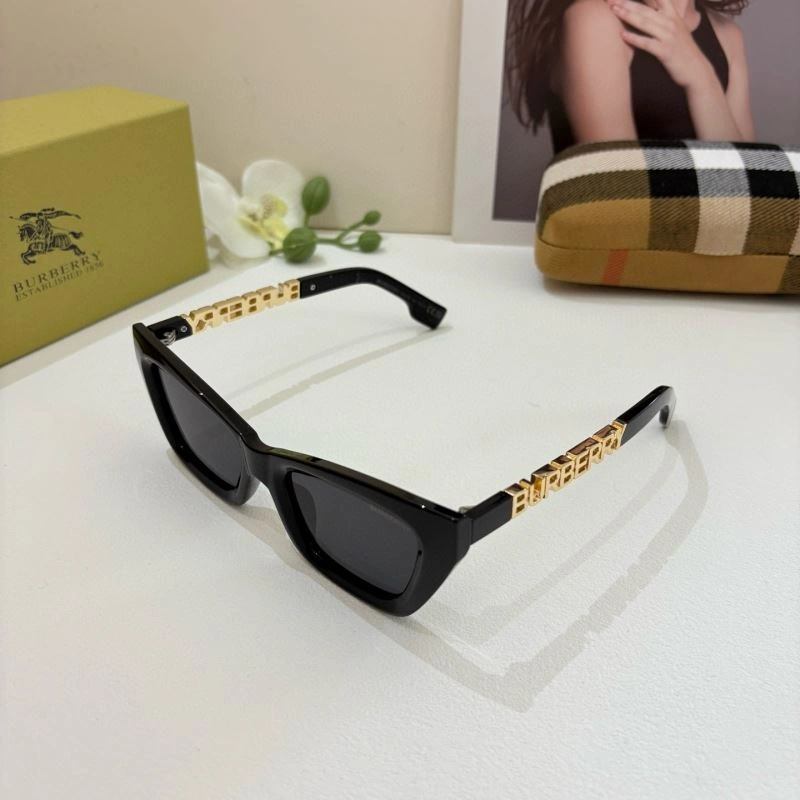 Top mirror Burberry Sunglasses
