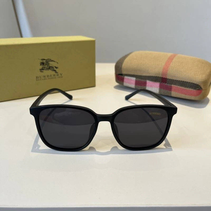 Top match Burberry Sunglasses