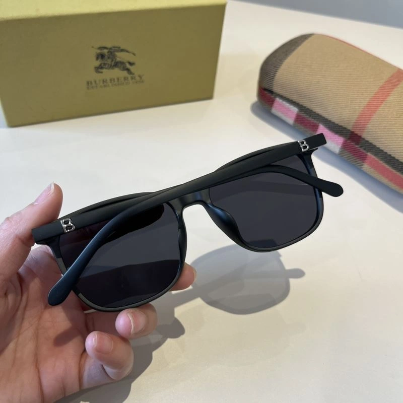 Top match Burberry Sunglasses