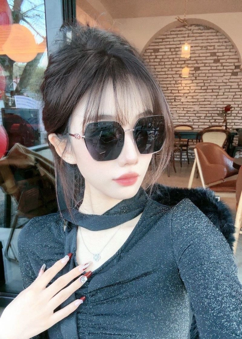 Burberry Sunglasses