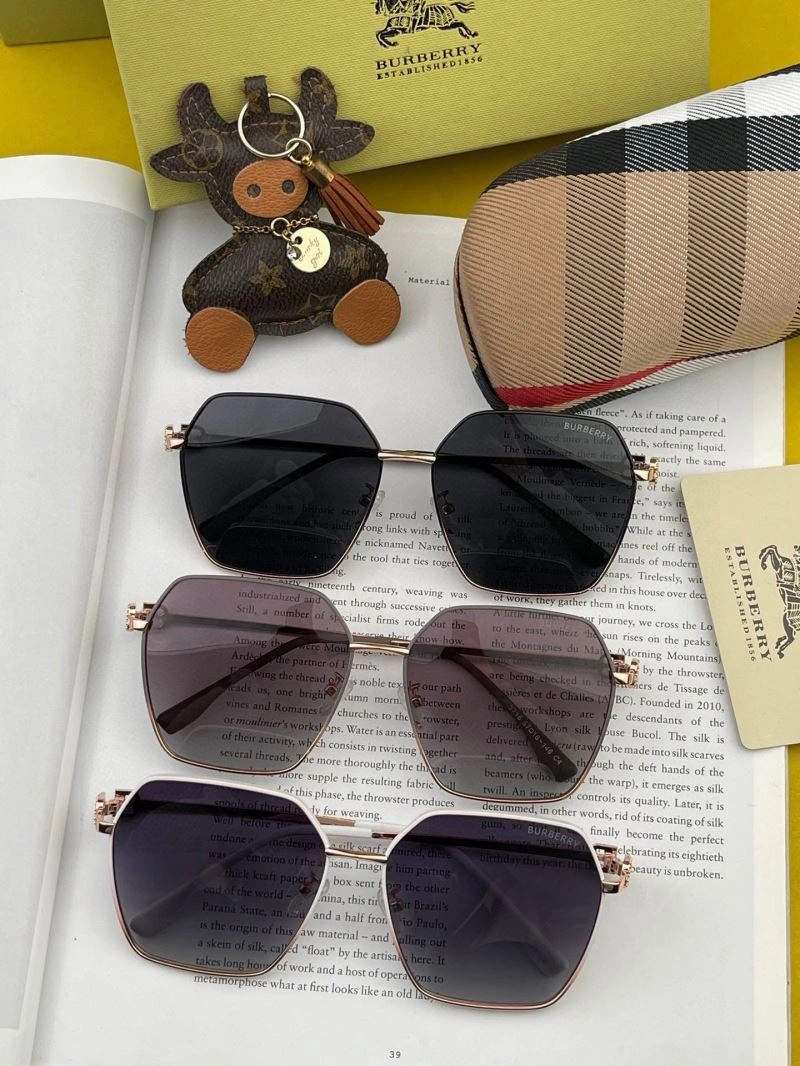 High fidelity Burberry Sunglasses