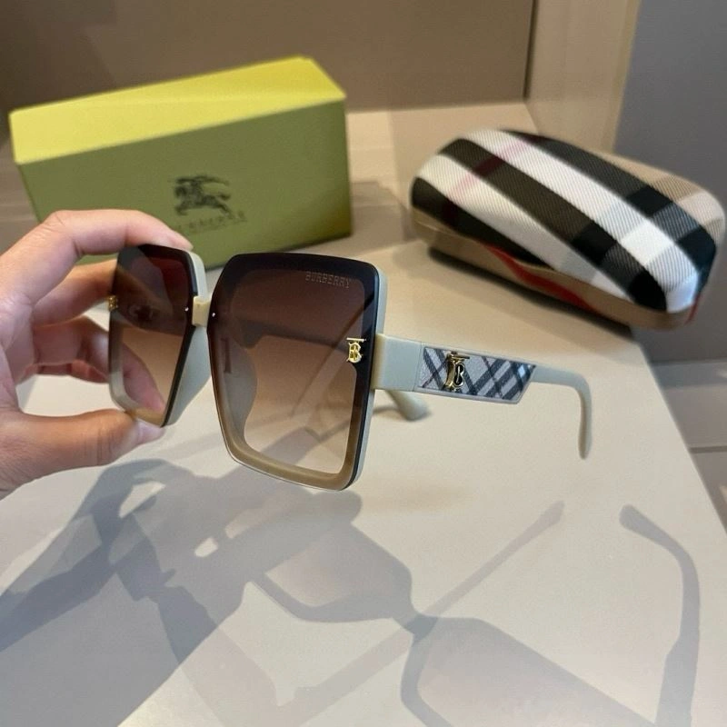 Top mirror Burberry Sunglasses
