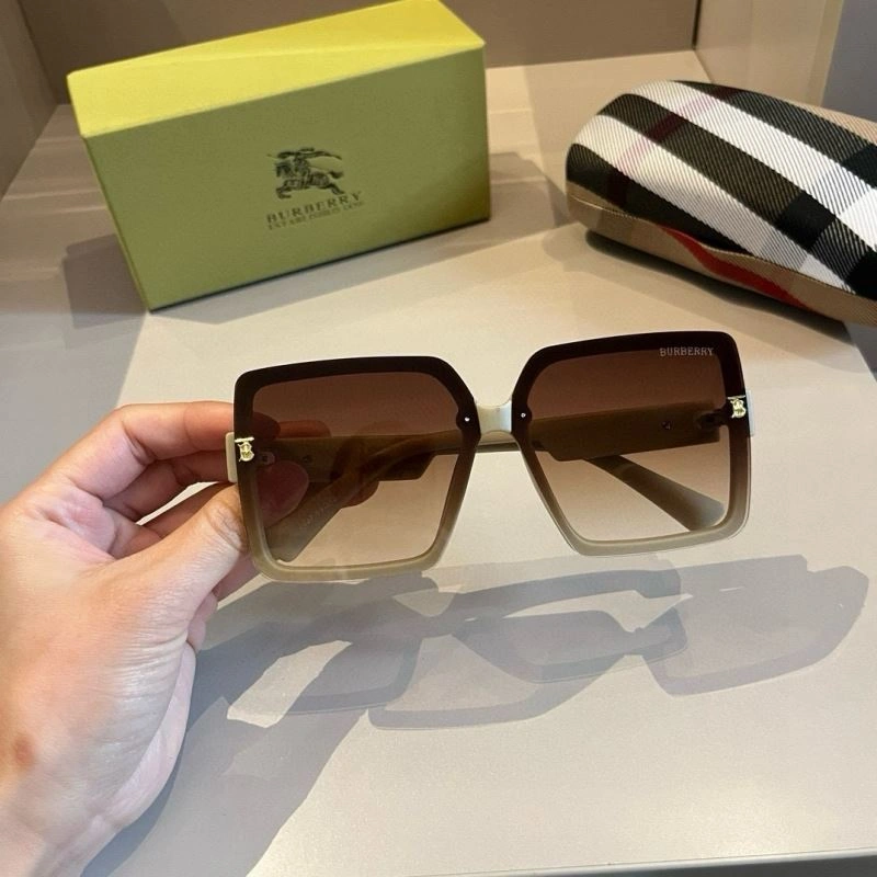 Top mirror Burberry Sunglasses