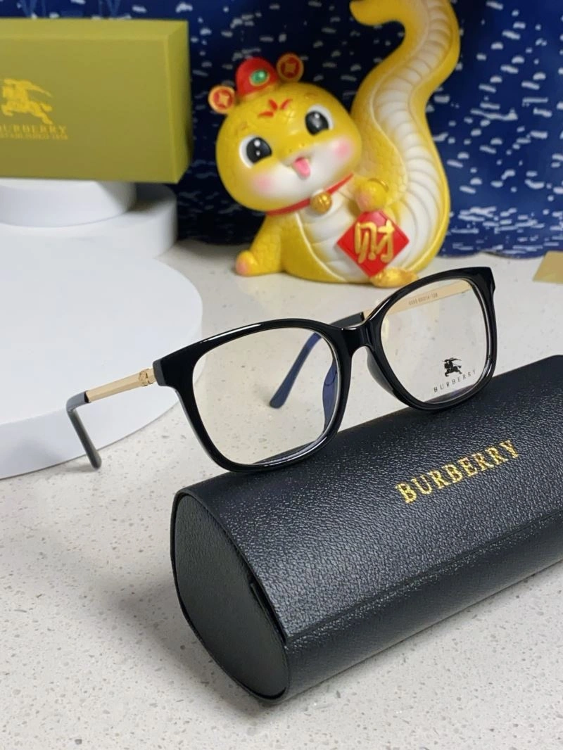 Value-priced Burberry Sunglasses