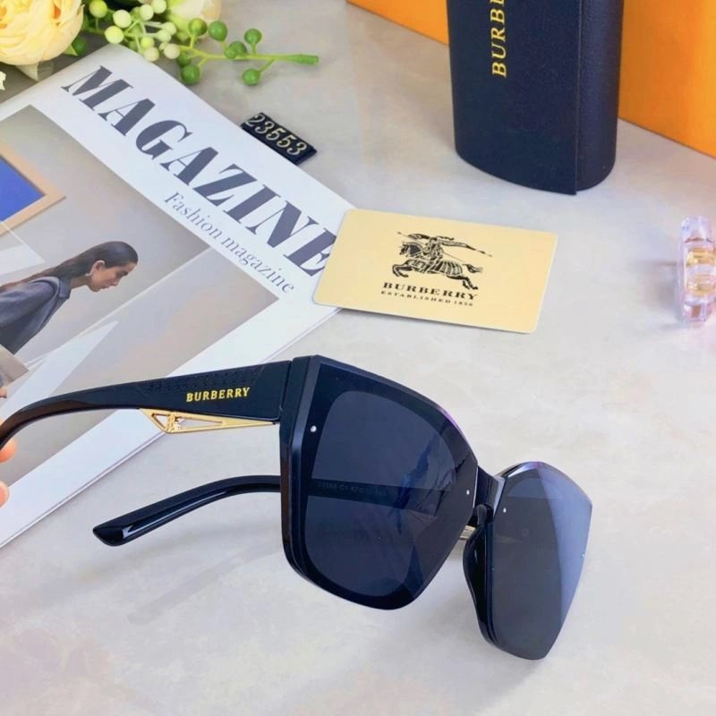 Top match Burberry Sunglasses