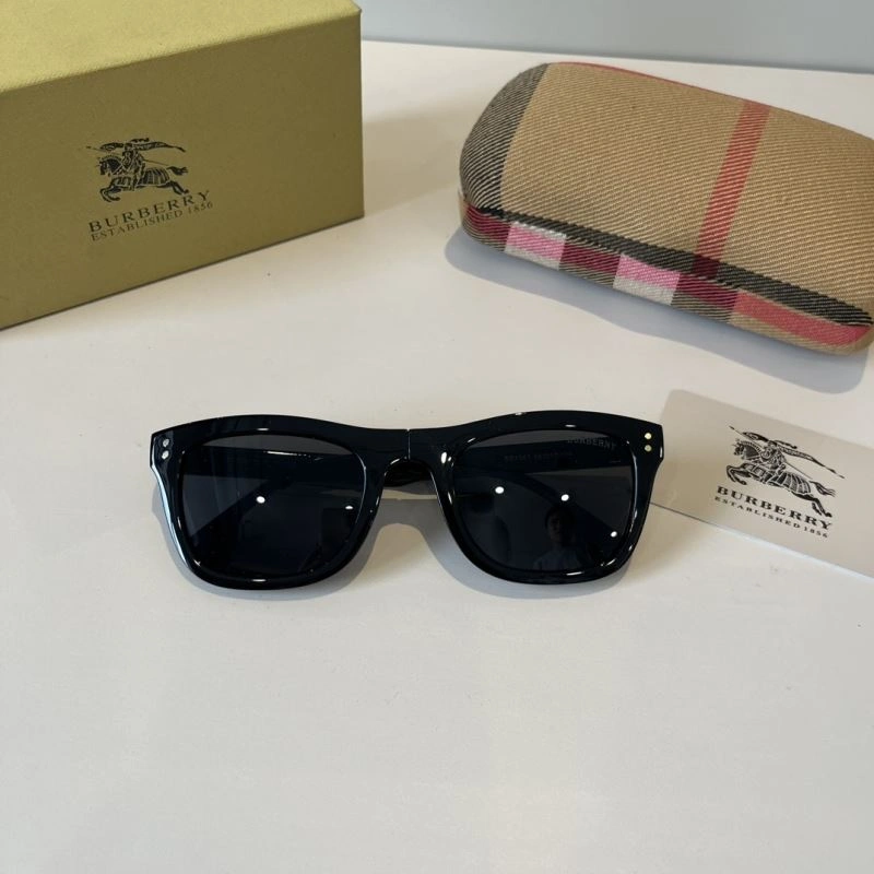 Perfect replica Burberry Sunglasses