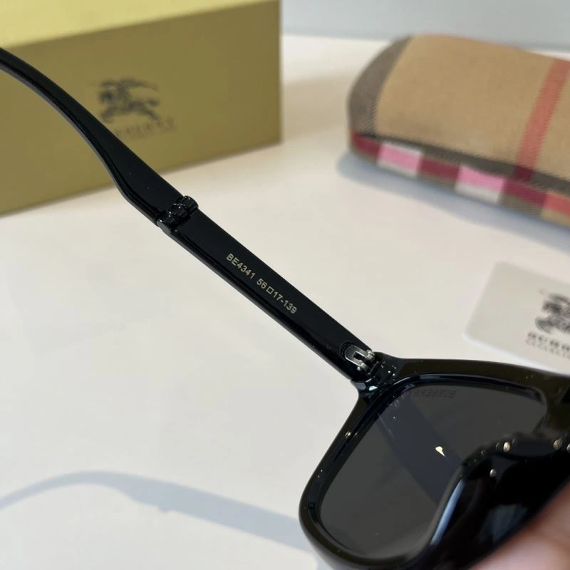 Perfect replica Burberry Sunglasses