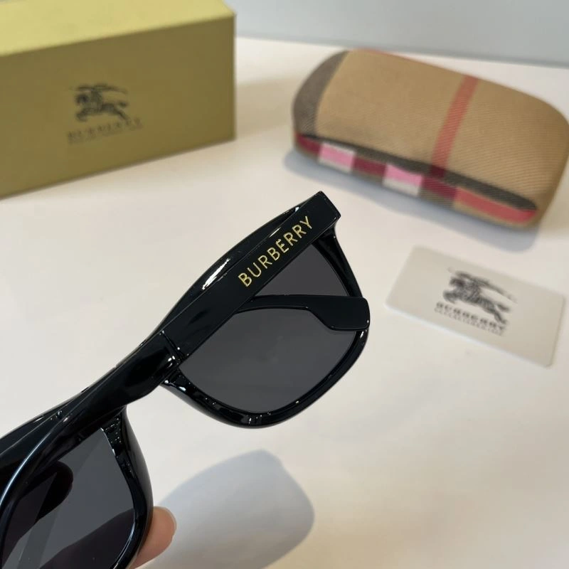 Perfect replica Burberry Sunglasses