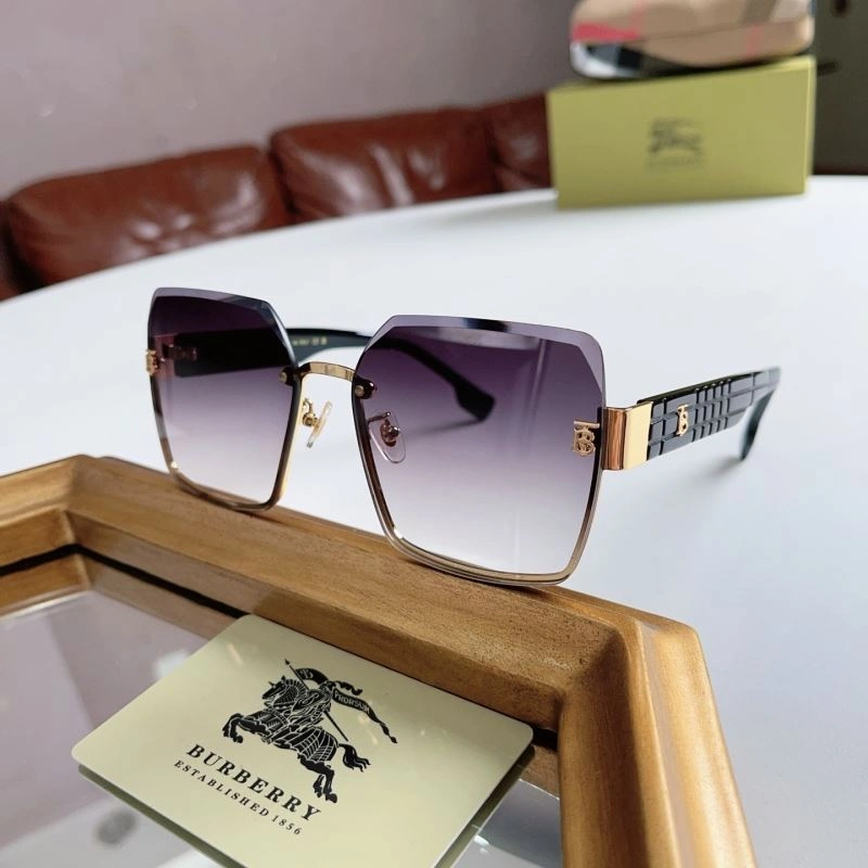 Precise copy Burberry Sunglasses
