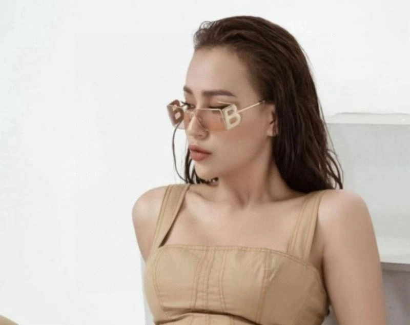 Top match Burberry Sunglasses
