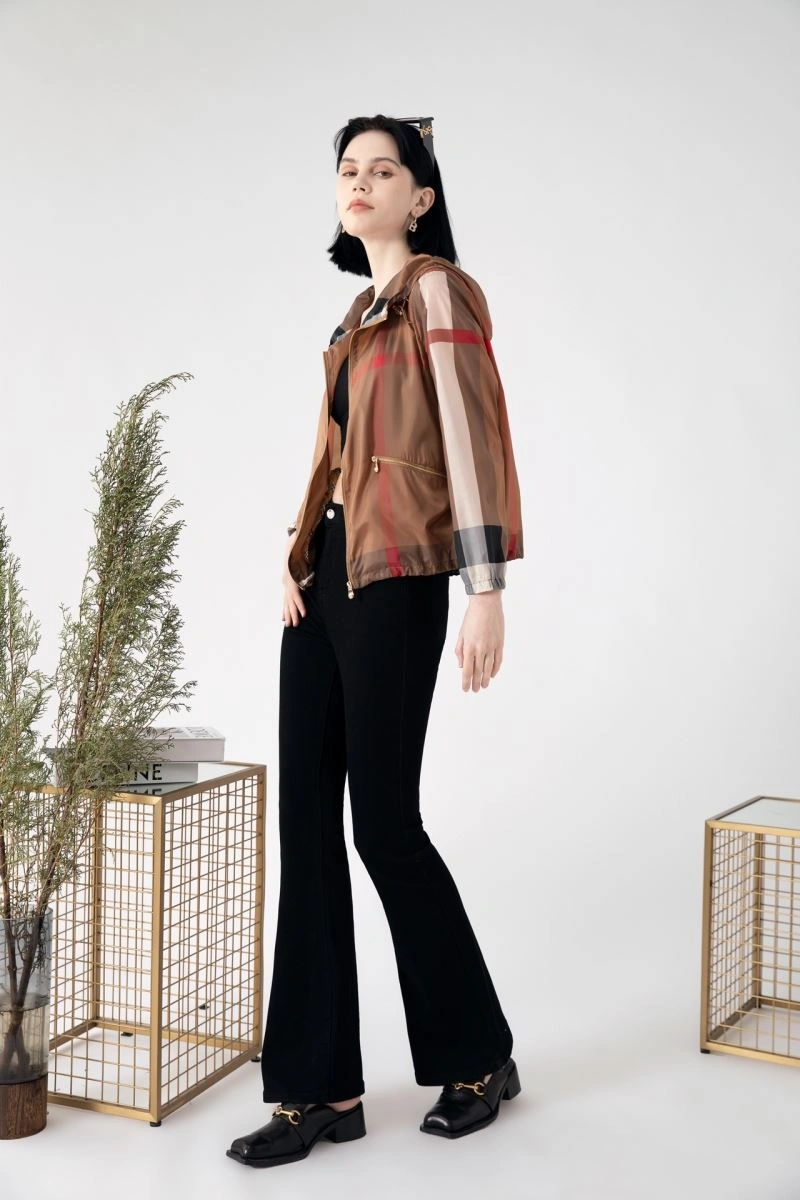 Value-priced Burberry Sunscreen Jacket