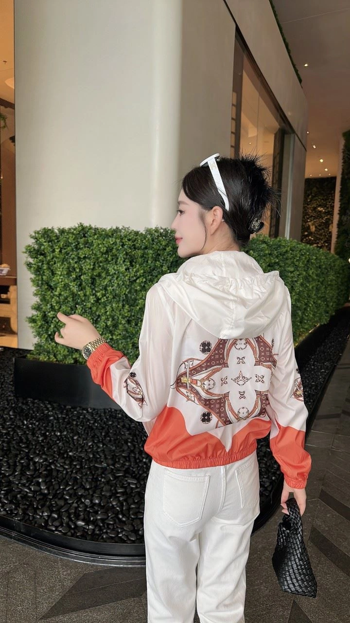 Economical Burberry Sunscreen Jacket