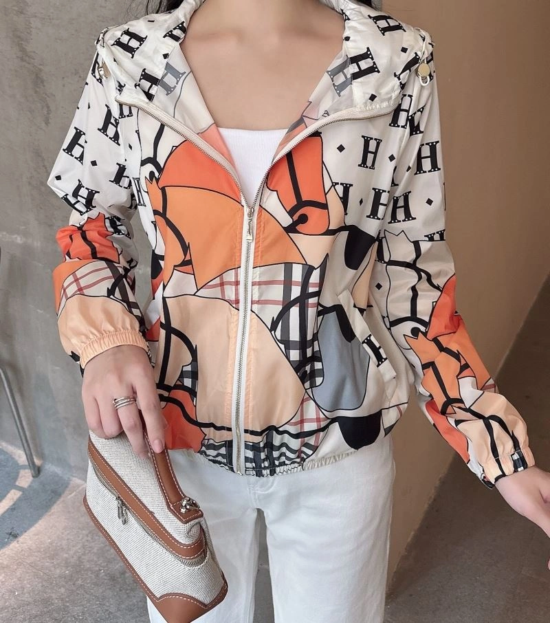 Indistinguishable Burberry Sunscreen Jacket