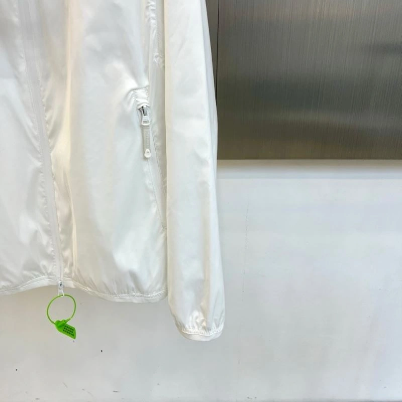 Perfect replica Burberry Sunscreen Jacket
