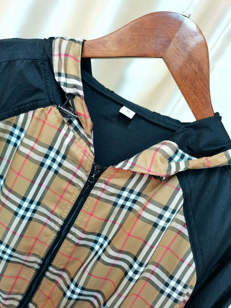 Inexpensive Burberry Sunscreen Jacket