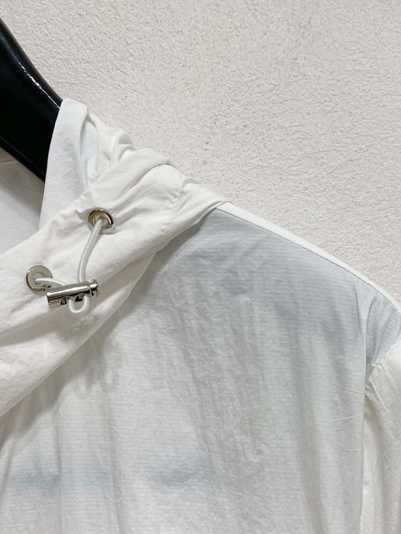 High accuracy Burberry Sunscreen Jacket