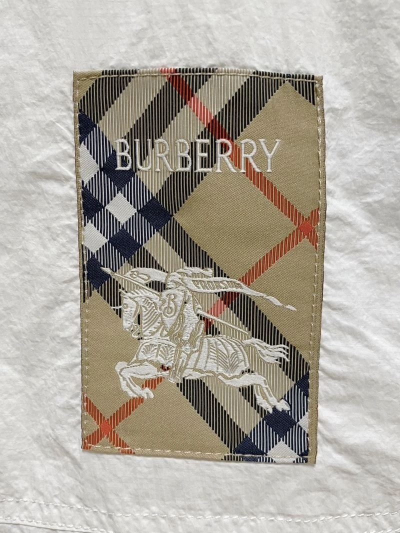 High accuracy Burberry Sunscreen Jacket