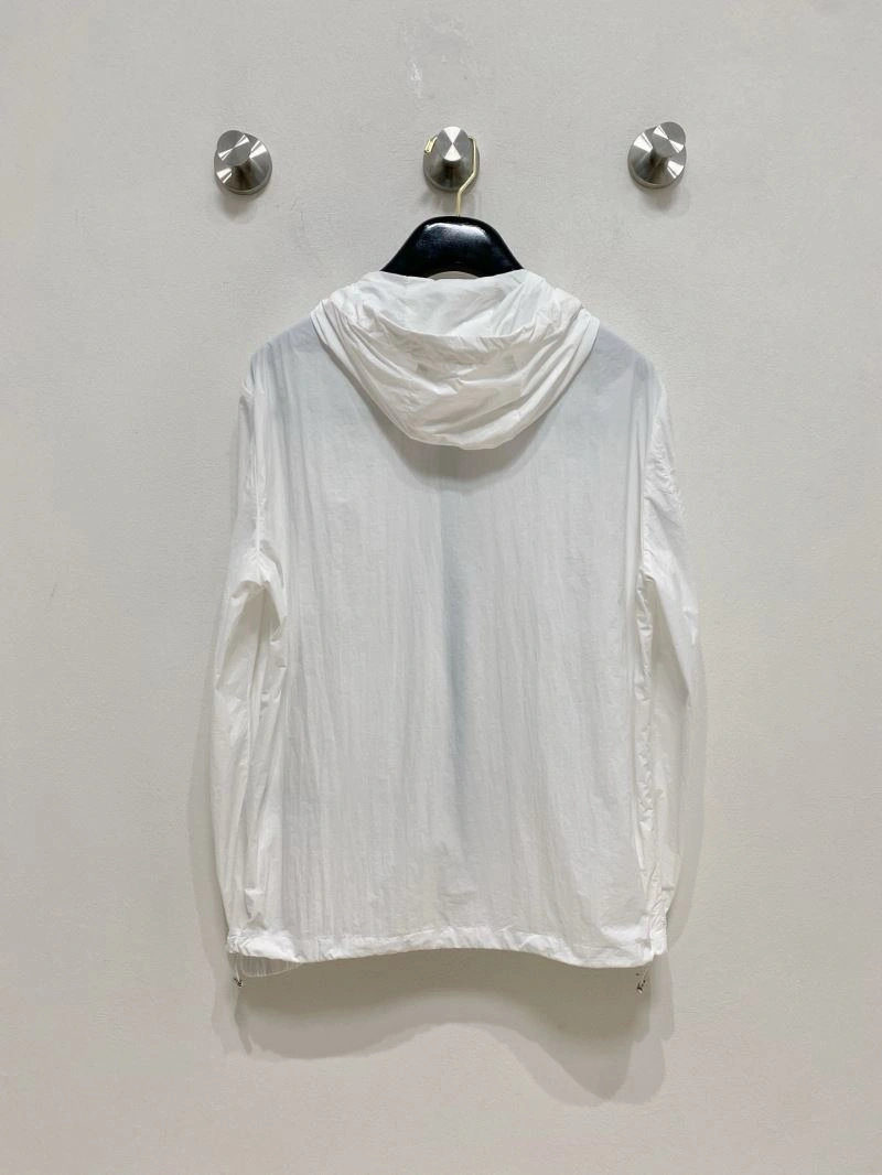High accuracy Burberry Sunscreen Jacket