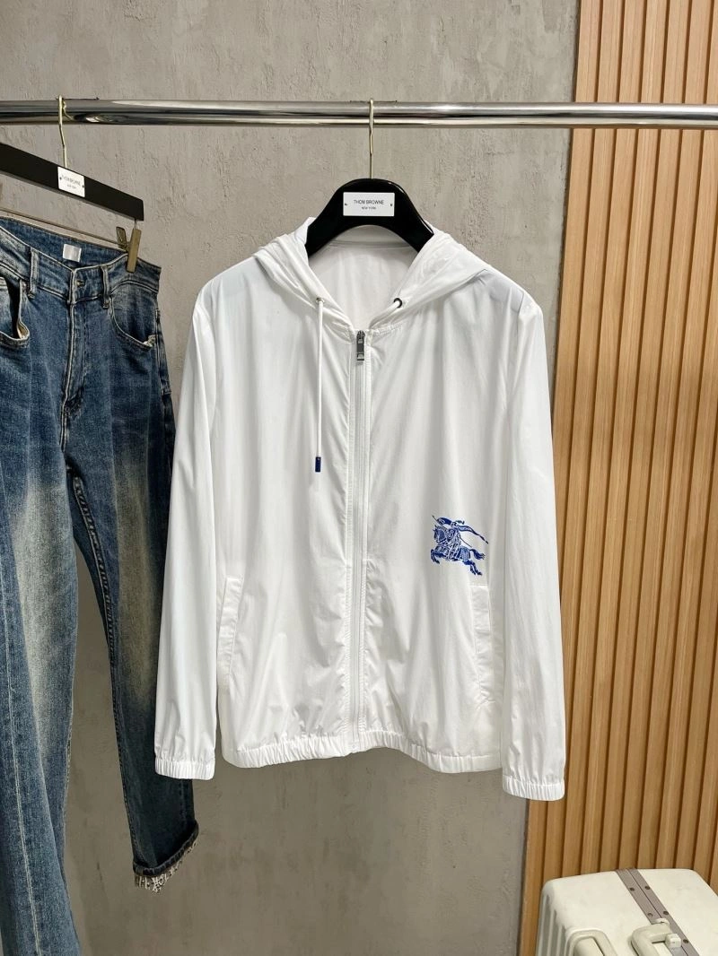 Top match Burberry Sunscreen Jacket