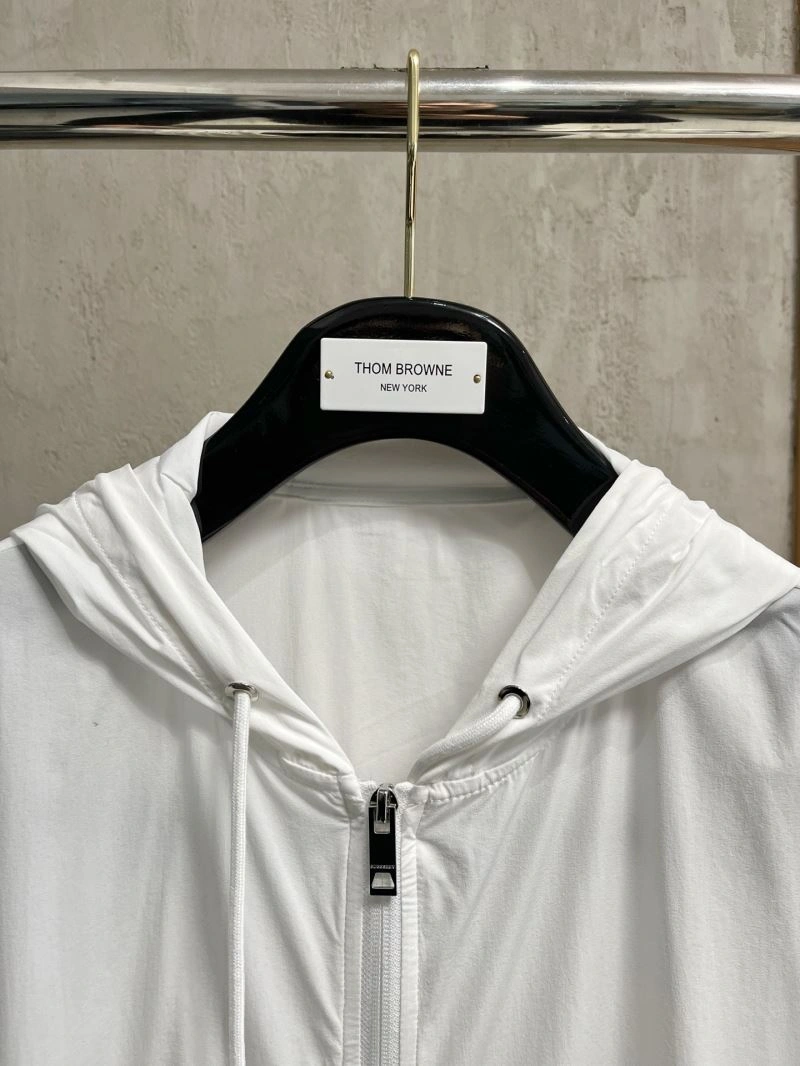 Top match Burberry Sunscreen Jacket