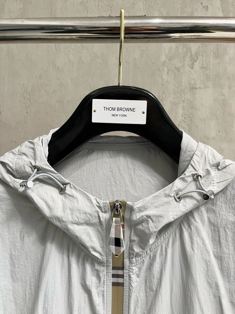 Budget-friendly Burberry Sunscreen Jacket