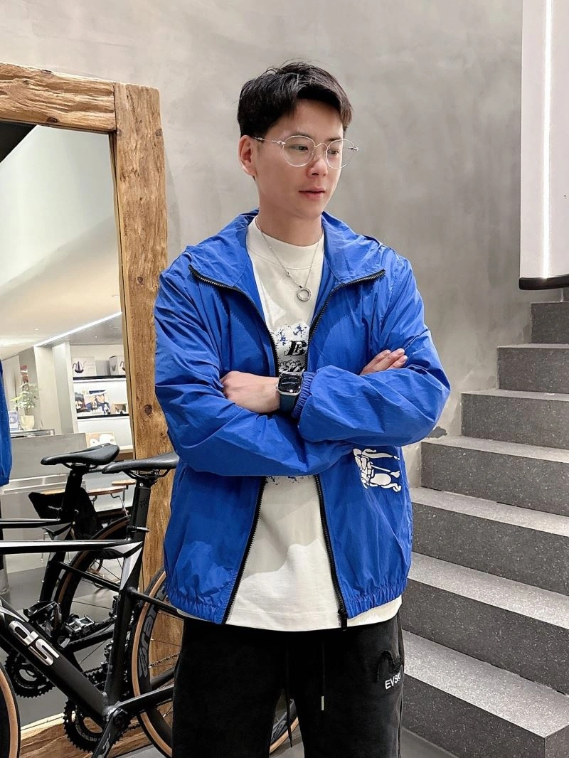 Precise copy Burberry Sunscreen Jacket