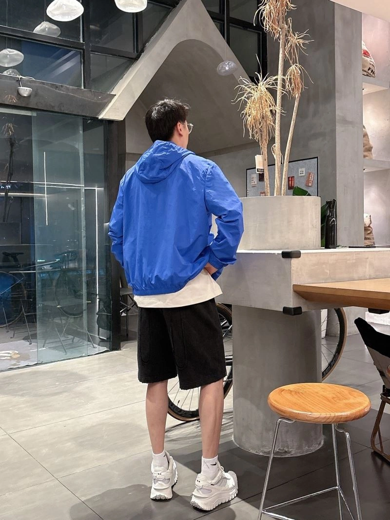 Precise copy Burberry Sunscreen Jacket