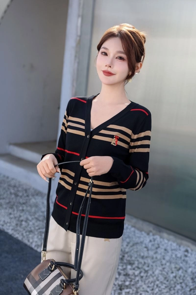 Burberry Sweaters