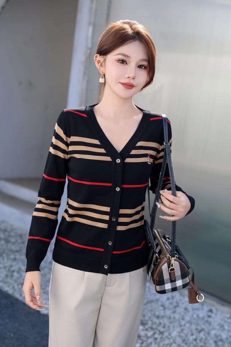 Top match Burberry Sweaters