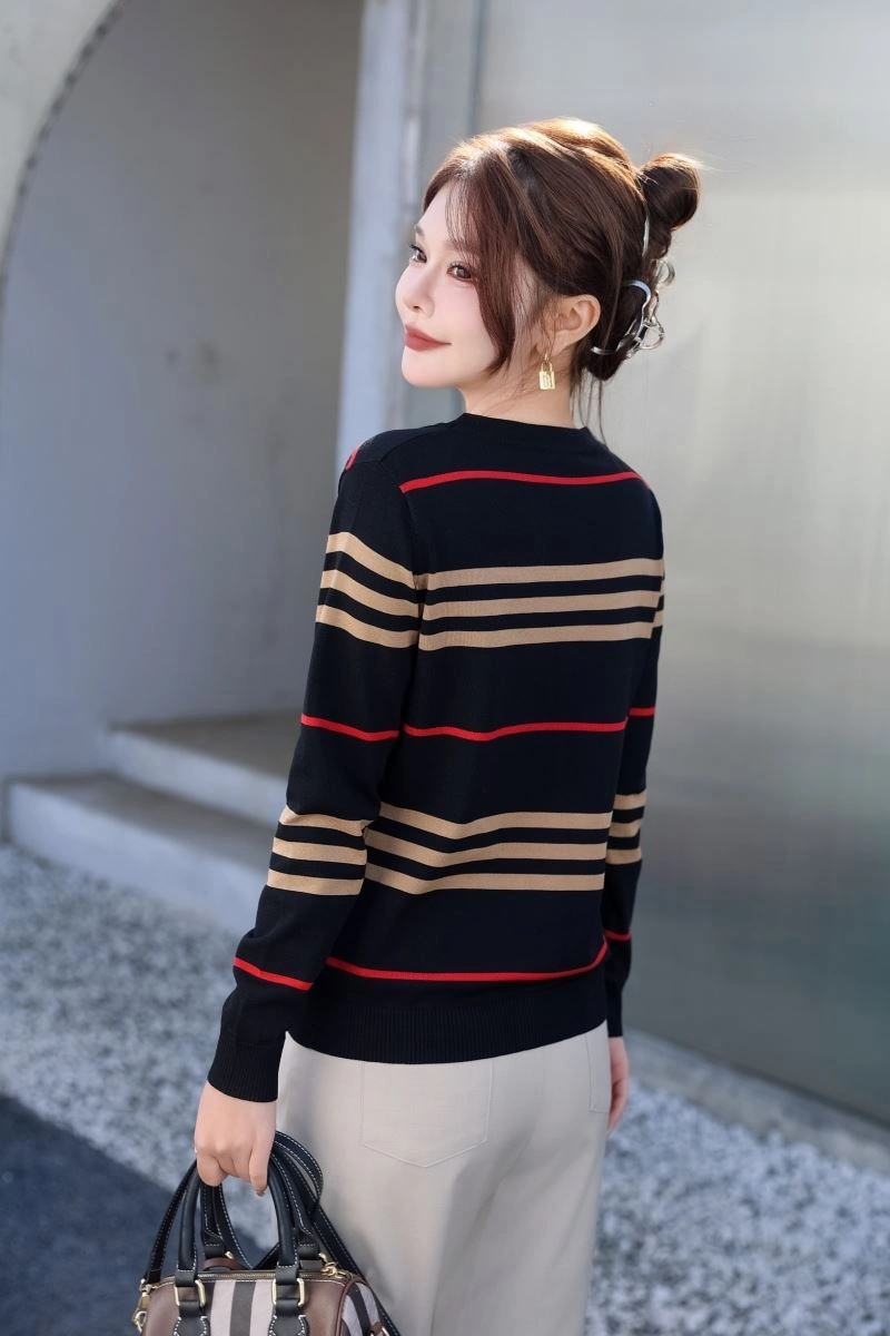 Top match Burberry Sweaters