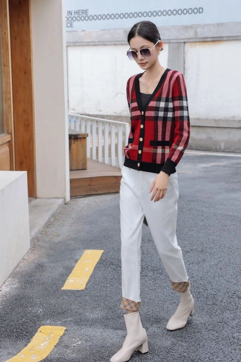 Precise copy Burberry Sweaters