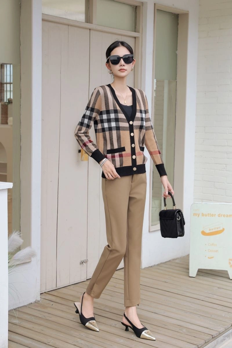 Burberry Sweaters