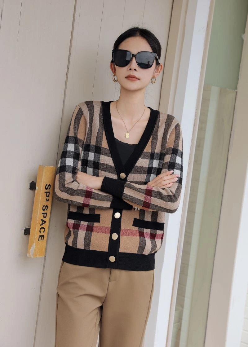 Authentic Burberry Sweaters