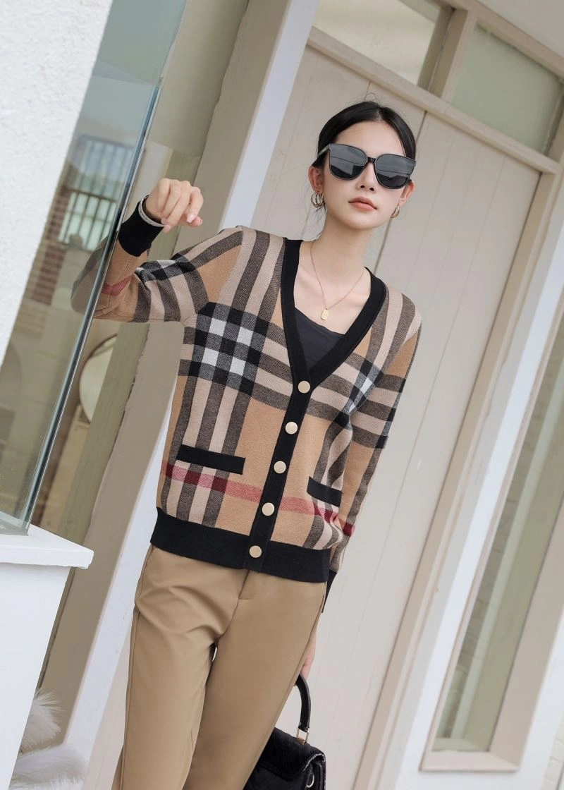 Authentic Burberry Sweaters