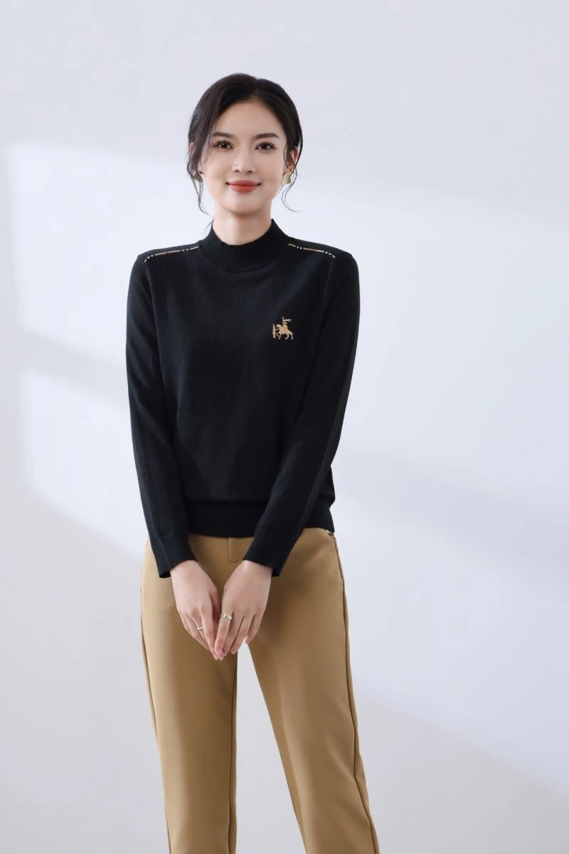 Burberry Sweaters