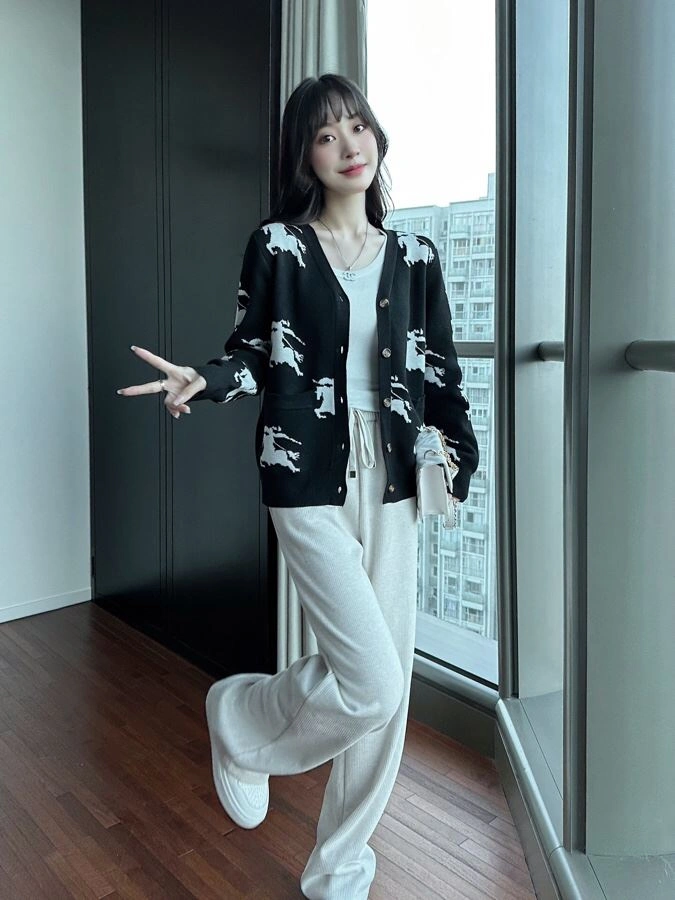 Top mirror Burberry Sweaters