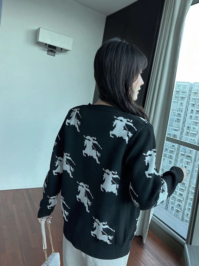 Top mirror Burberry Sweaters