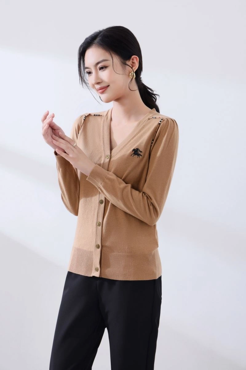 Factory-made Burberry Sweaters